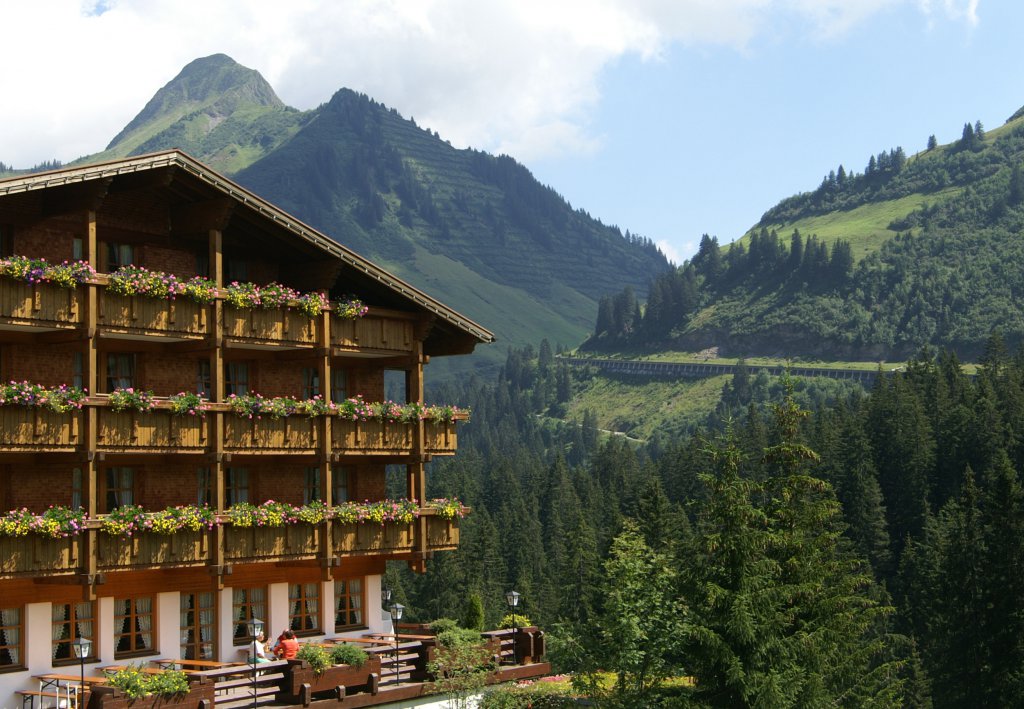Unsere Urlaubsangebote - Berghotel Madlener